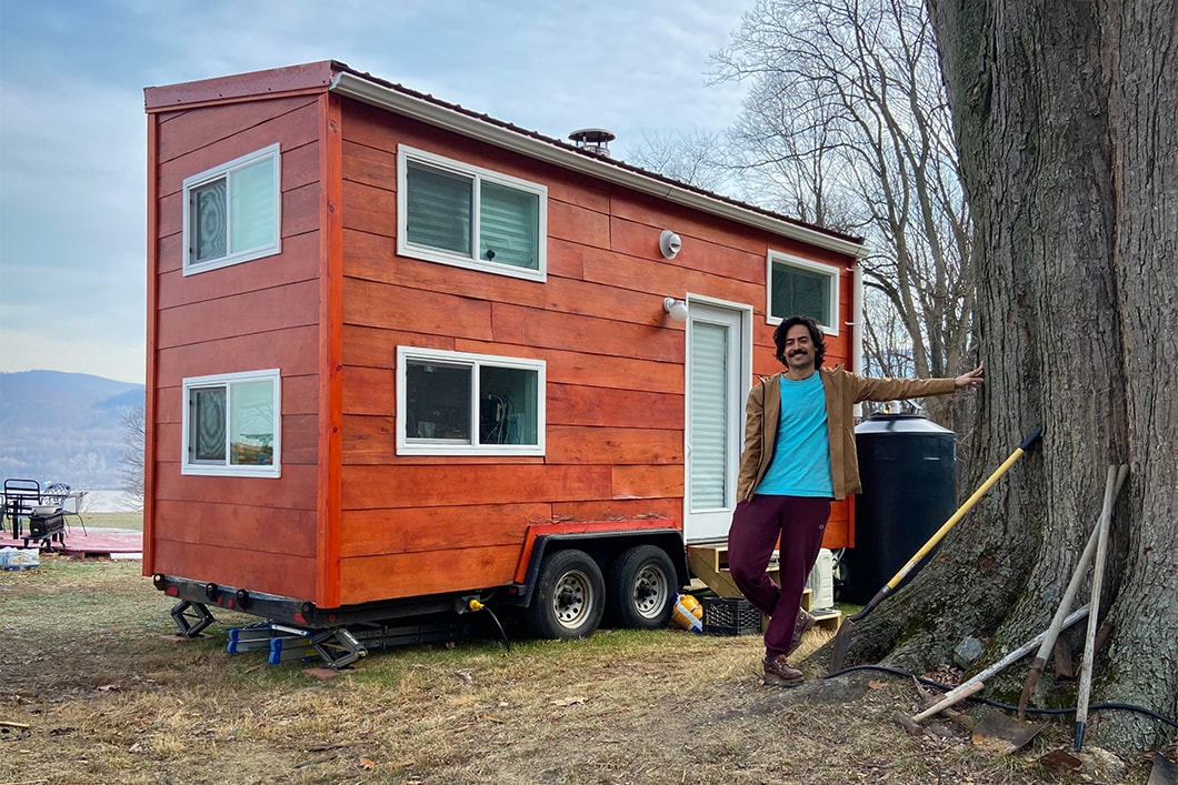 Big Changes: How Alex Cherney built his own Tiny House | LOJEL Journal